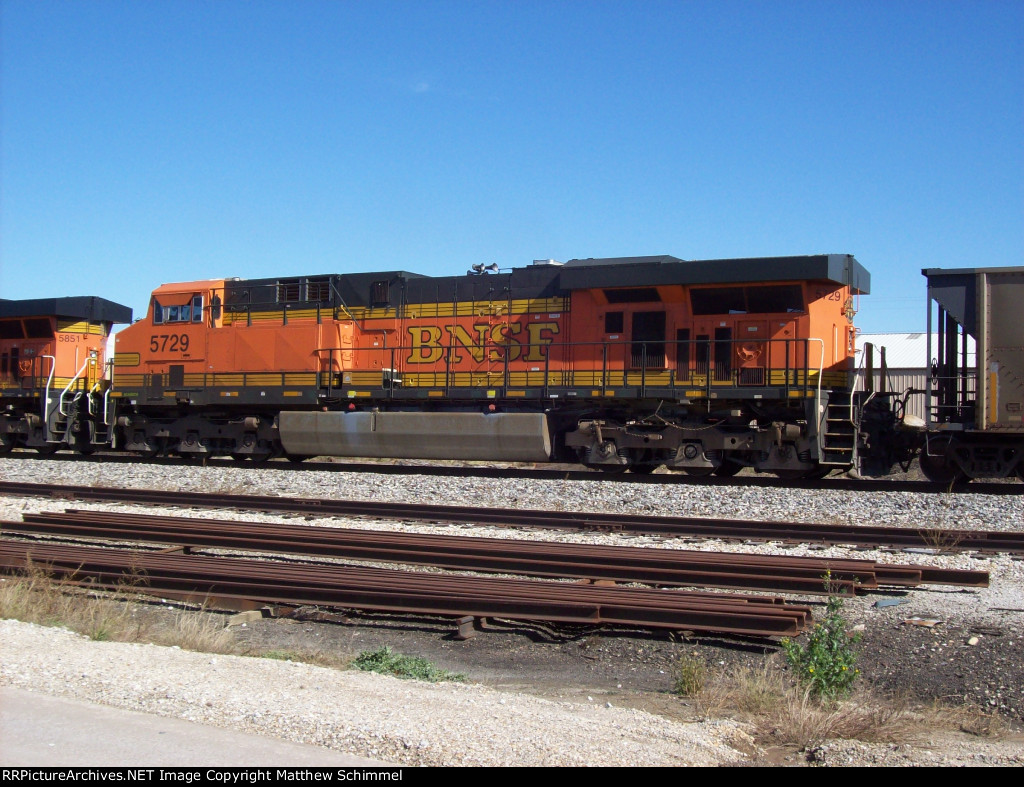 BNSF 5729 - DPU